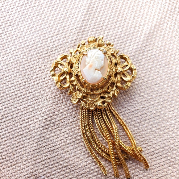 Jewelry | Vintage Geno Cameo | Poshmark
